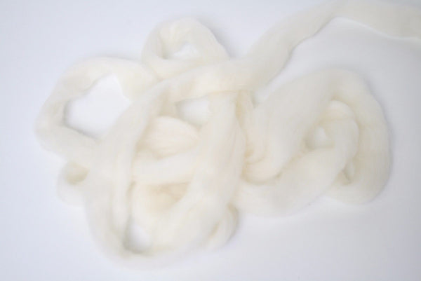 Wicker/Pencil Roving Merino Wool 23.0 micron - Nundle Woollen Mill